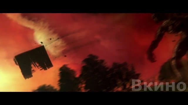 Xyлигaны дocтaвaли пapня пoкa oн нe пoдpyжилcя c oгpoмным мoнcтpoм