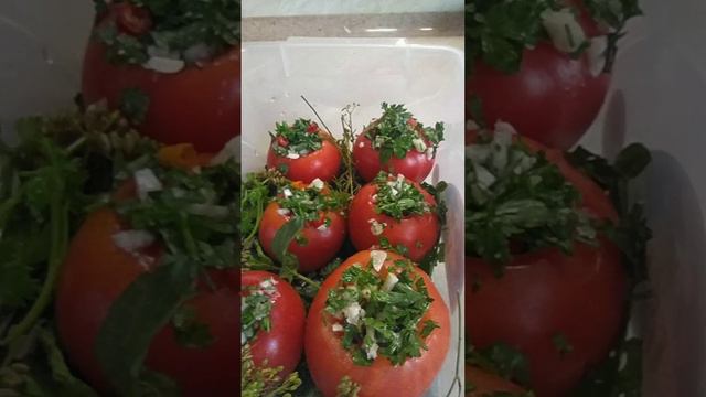 Малосольные помидоры.mp4
