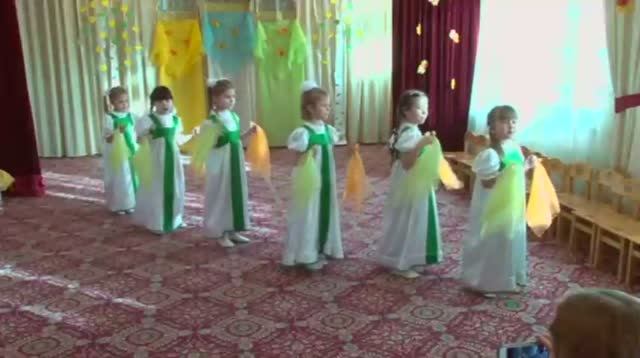 Танец Россия - гляжу в озера синие. Танец в детском саду