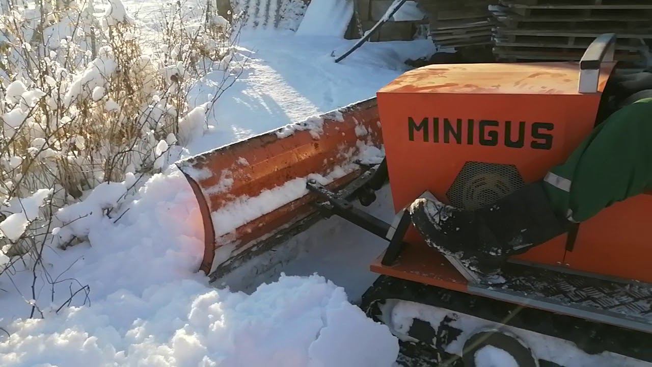 Зимние хлопоты, снег мешает?