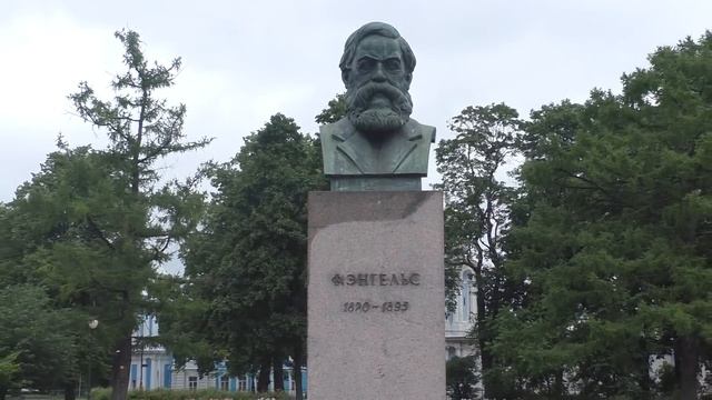 САНКТ-ПЕТЕРБУРГ. СМОЛЬНЫЙ