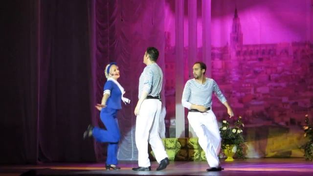 Сценка из оперетты "Белая Акация". Саша, Паша, Тоня. Исп. В. Муртазин, Г. Буньков, М. Менщикова.