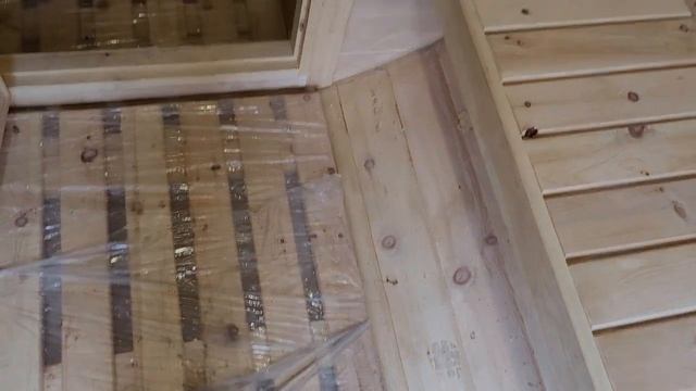 Круглая баня-бочка из кедра, 4 м, 2 отделения.mp4