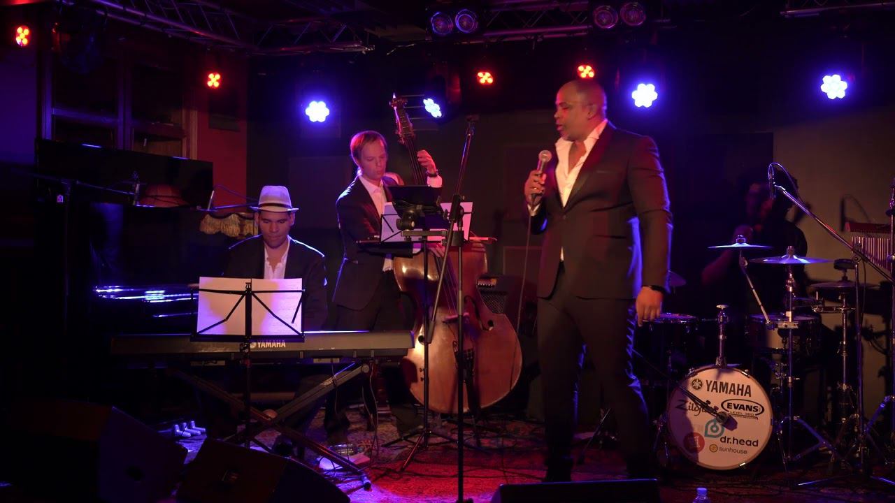 Dos Gardenias - Dariel Rene & Sandor's Trio (LIVE)