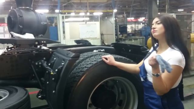 ZAVODчанка Алиса Гибадуллина, мастер автосборочного производства автомобильного завода «КАМАЗа»