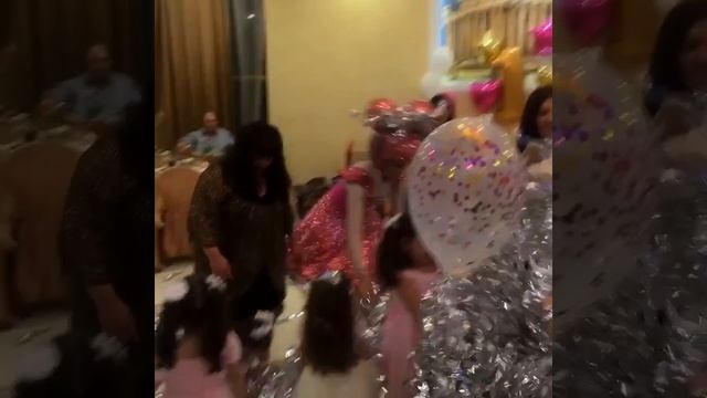 Кукла блеск и Серебро шоу