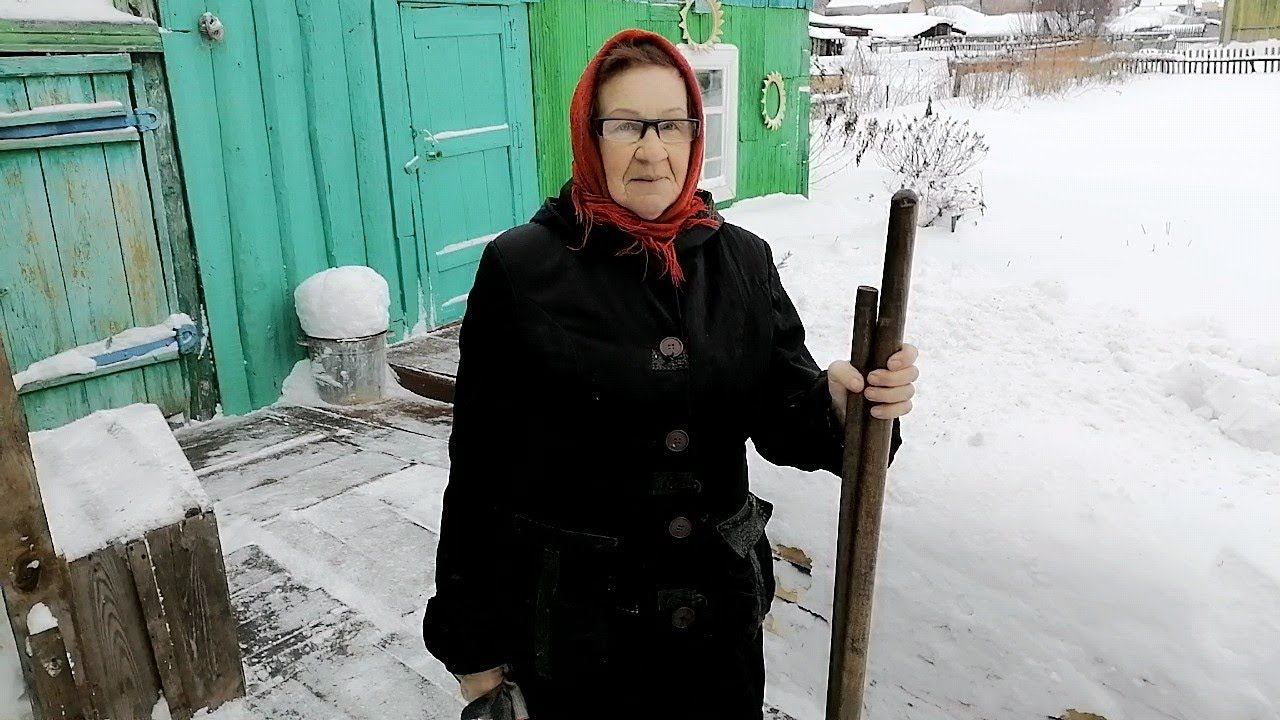 25.12.2023 Украшаем ёлочку/зимние забавы