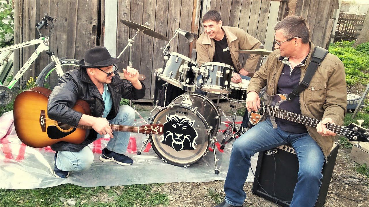 Песни со смыслом 2020!  ПРИКОЛЬНЫЙ КЛИП. Дмитрий Светлый. "Жатва"