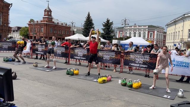 Гиревой триатлон Сарсания Эдуард, Жуков Михаил, Подволоцкий Максим, Узюмова Наталья