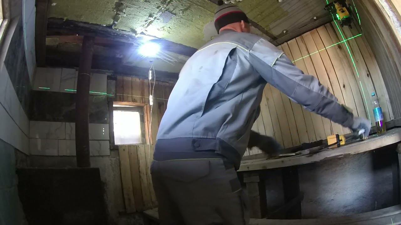 Ремонт в бане своими руками (выводим ноль или общий уклон) день 6.