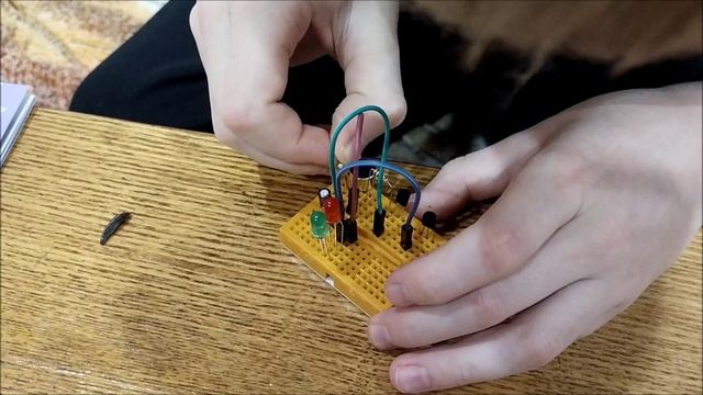 Электротехнический конструктор для детей