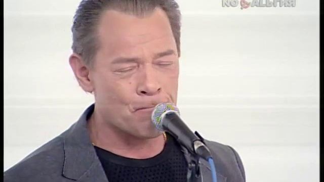 Вадим Казаченко - На волоске (живое пение)