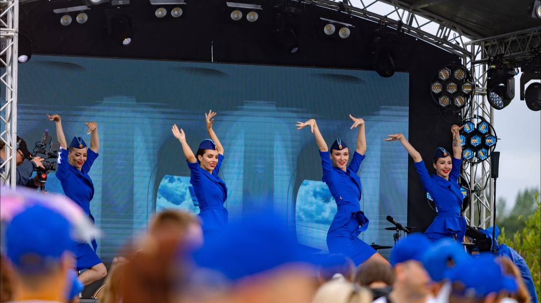 Агентство Кухня.
Корпоративный фестиваль на 1000 человек.