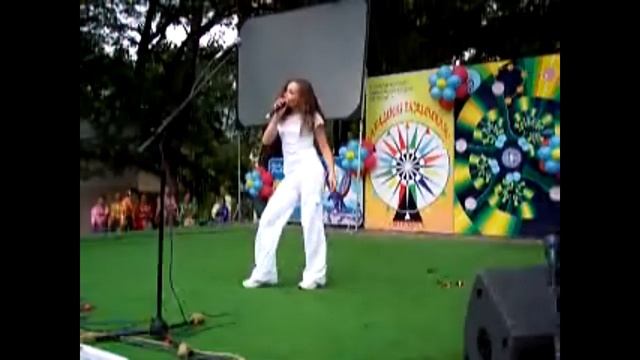 Шутикова Анна - Зажигай (2007).mp4