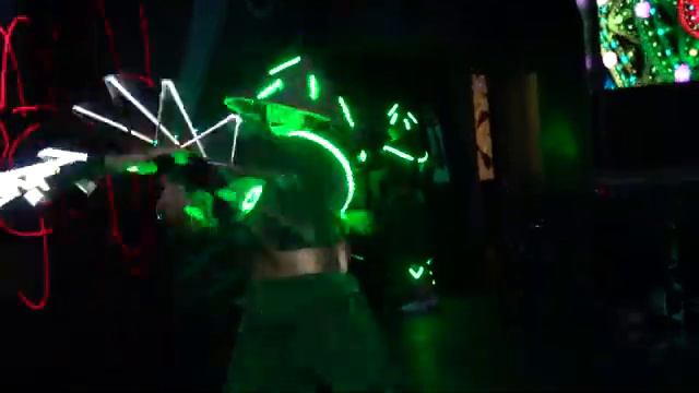 Люди земли_ световое шоу - ТК _ГАРДАРИКА