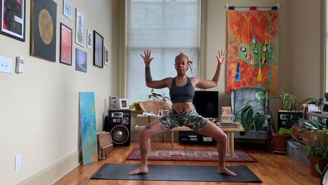 Conseils et Modifications pour la Posture de Déesse