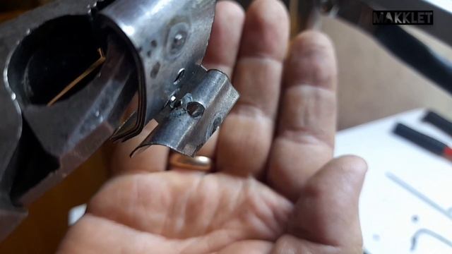 Сварка 4-х пластин по 0.5мм клещами контактными 2300А, 3.5В.