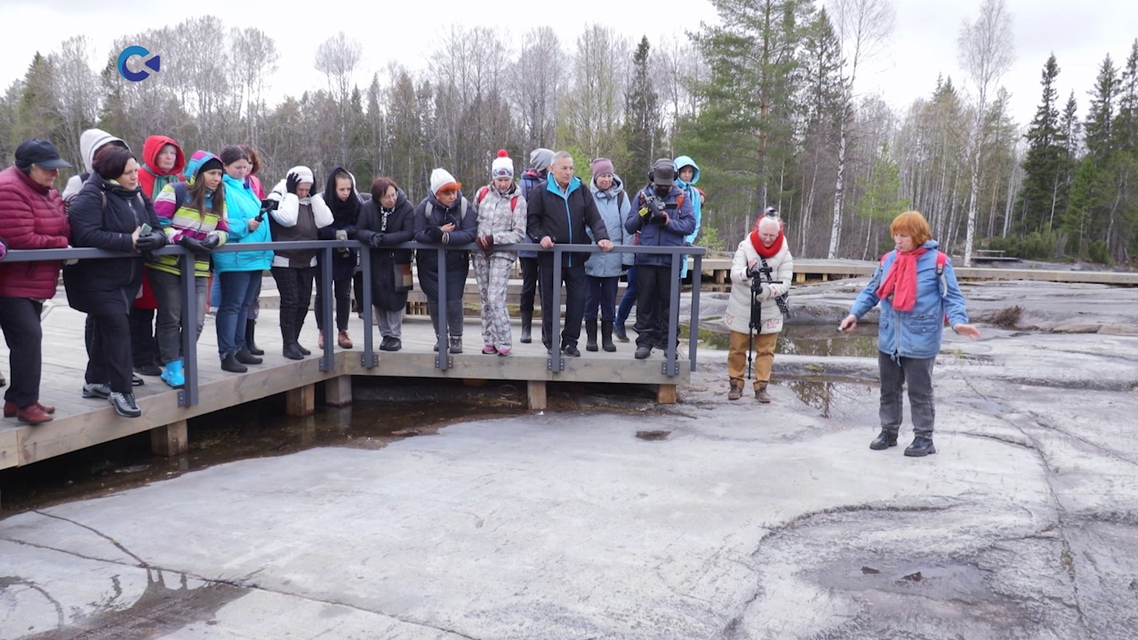 Гиды посетили Беломорские петроглифы