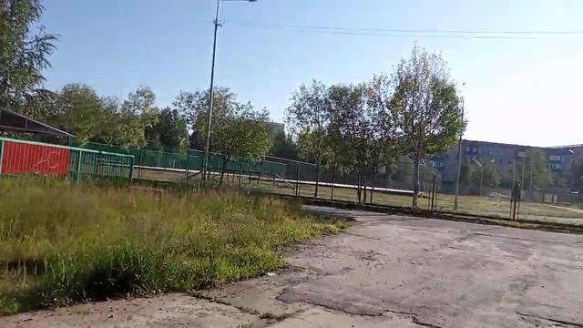 Раннее утро, иду  домой с ночной смены .