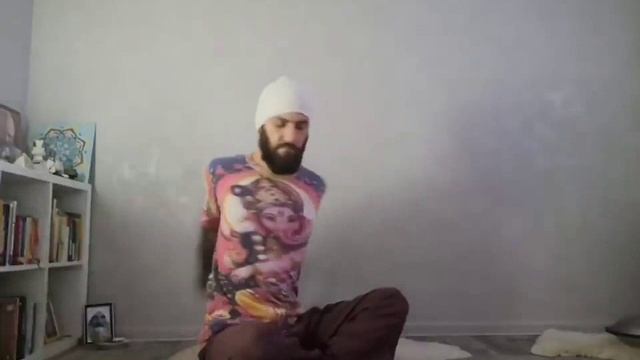 Утренняя разминка в стиле кундалини йоги