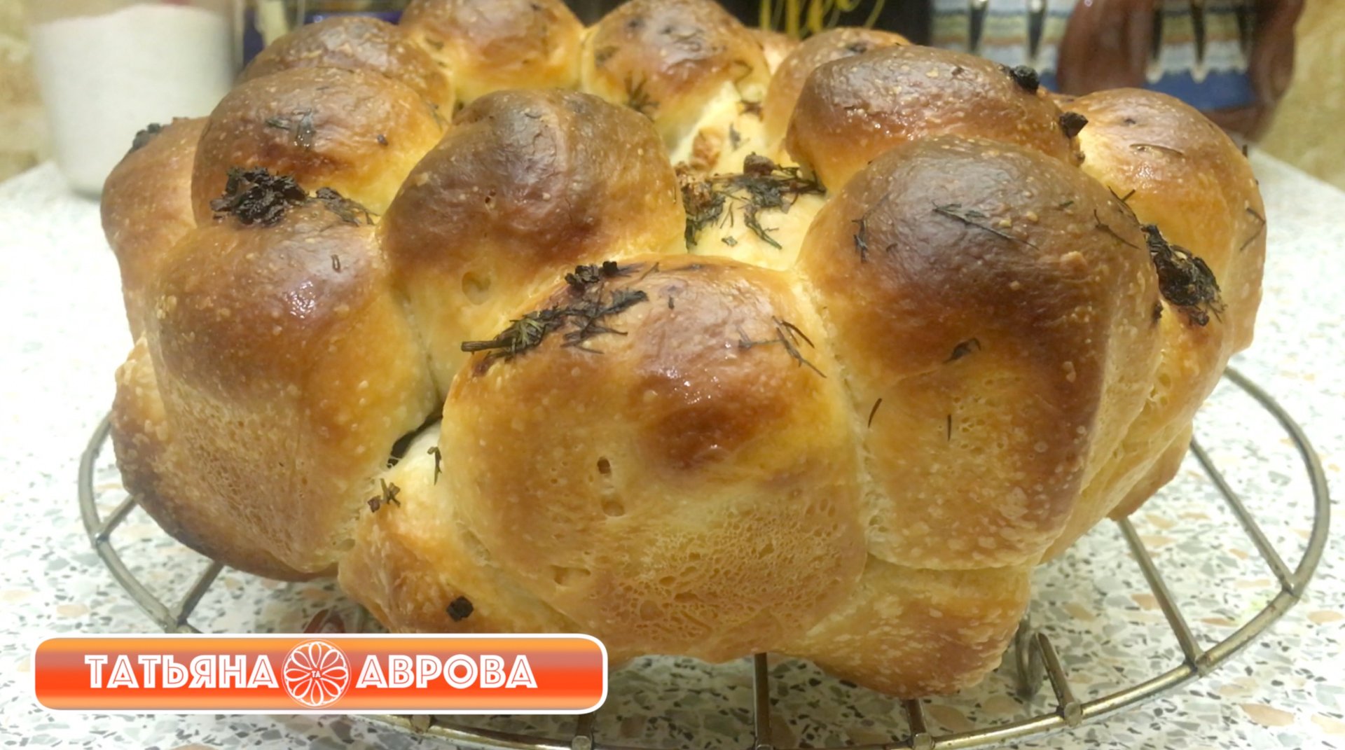 Обезьяний хлеб с чесноком на закваске. Невероятно вкусная выпечка