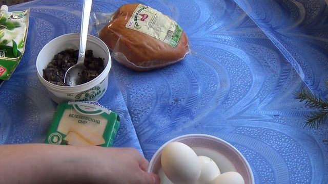 Новогодний стол 31 дек 2021.