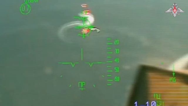 Кадры пушечного огня Су-30СМ по лодкам ВСУ восточнее острова Змеиный/Shooting at the AFU boats