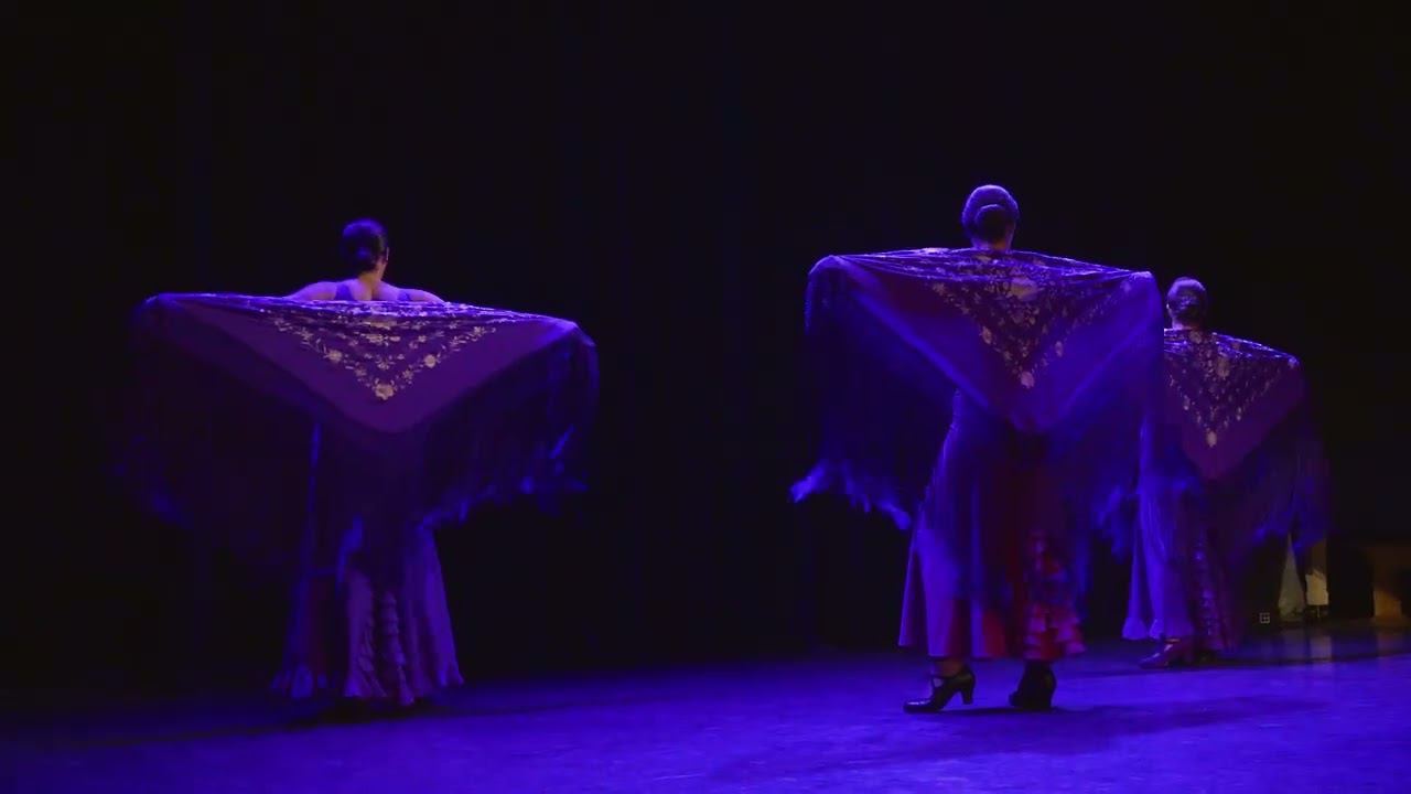 Сигирия с мантоном