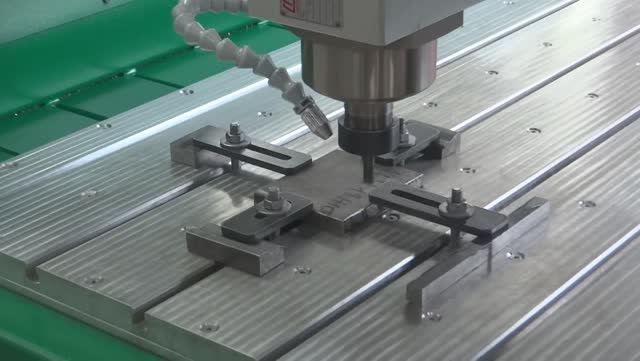 Сталь нержавеющая 12Х18Н10Т, изготовление детали на станке ТМ20 0906 компании TRACE-MAGIC