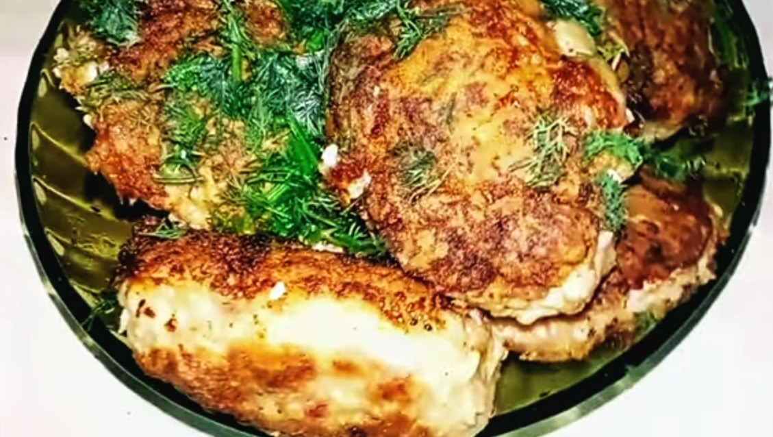 Мясо и Крабовые палочки / невероятно вкусные Котлеты