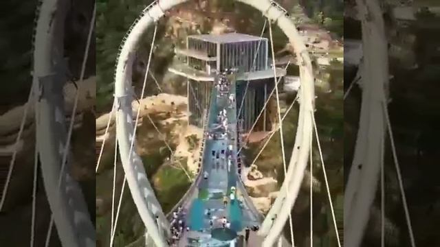 Небесный коридор ущелье Хуангтенг Цинъюань Китай