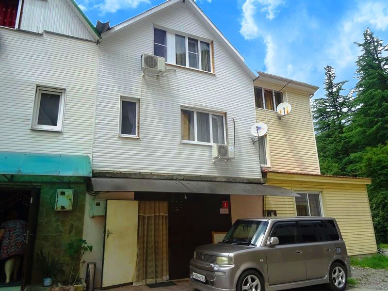 Забронировать номер в Солониках недорого. Солоники отдых с детьми недорого. «СЕМЕЙНЫЙ» ГОСТЕВОЙ ДОМ