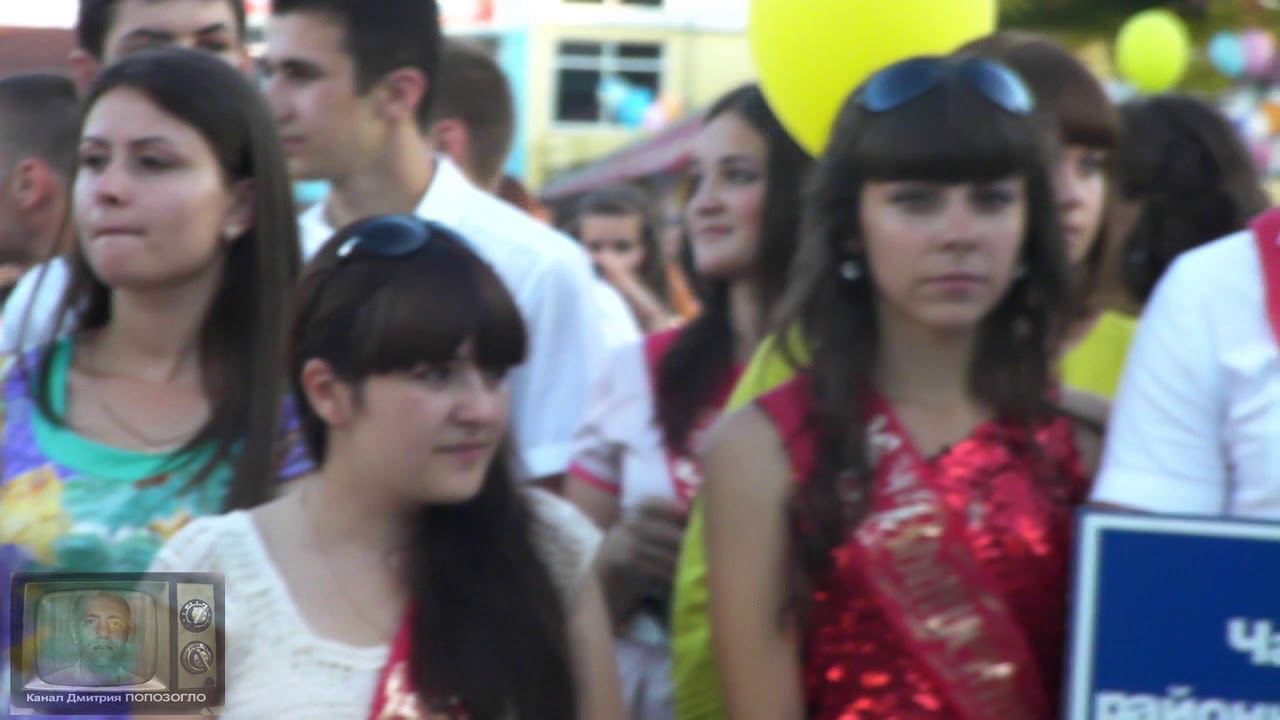 22 - Ольга Пачи - "Учительский вальс"  (Бал выпускников Гагаузии - 2013)