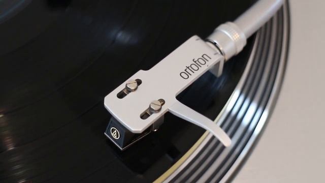 The Police - Can't Stand Losing You (1986 Vinyl LP) - Technics 1200G  Audio Technica ART-9.mp4