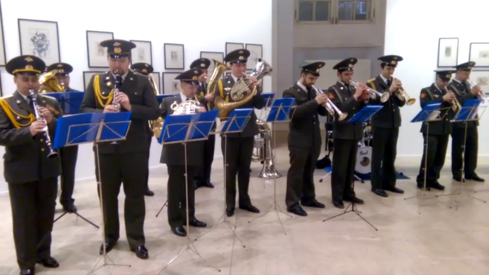 песня "Катюша" - военный оркестр