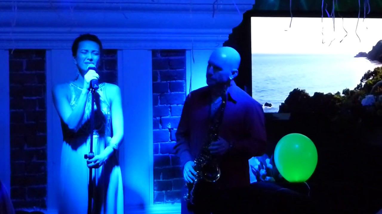 Вокалистка для lounge программы Саксофон project