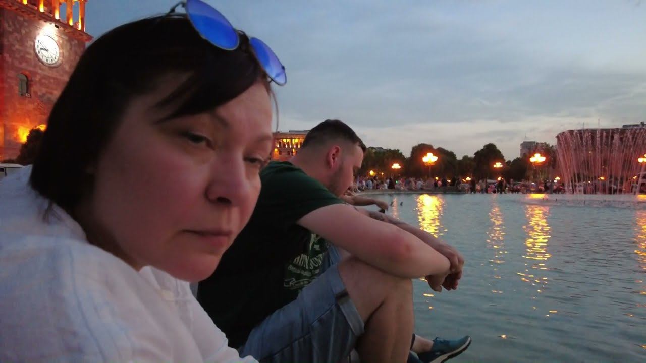 Провожаю Вику с детишками / I'm seeing Vika off with the kids