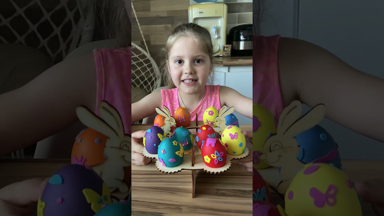 Красим яйца на Пасху