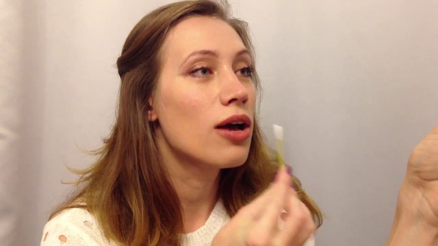 Логопед. Упражнение 'Трубочка'.