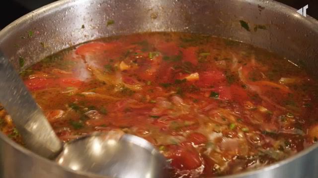 «БОРЩ ПО РЕЦЕПТУ БАБУШКИ от Максима Миронова». Автор и ведущий – Антон Зайцев