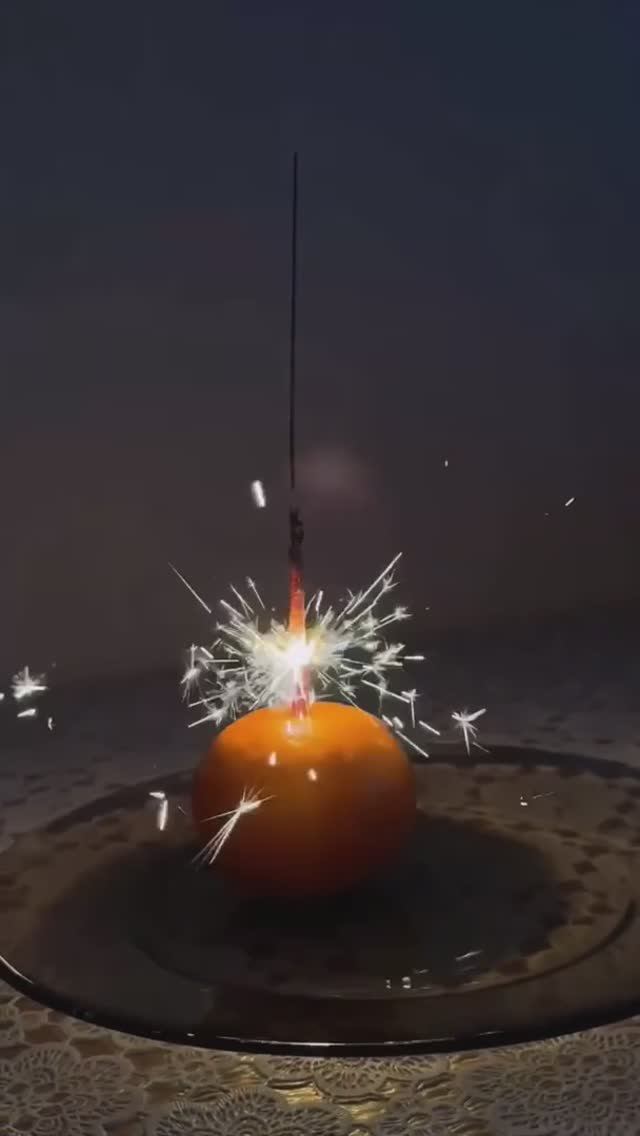 Светящийся Мандарин. С Новым Годом!