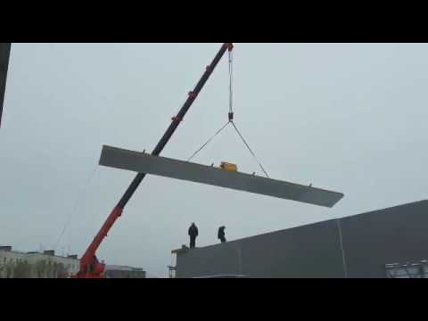 Монтаж сэндвич-панелей с помощью вакуумного захвата