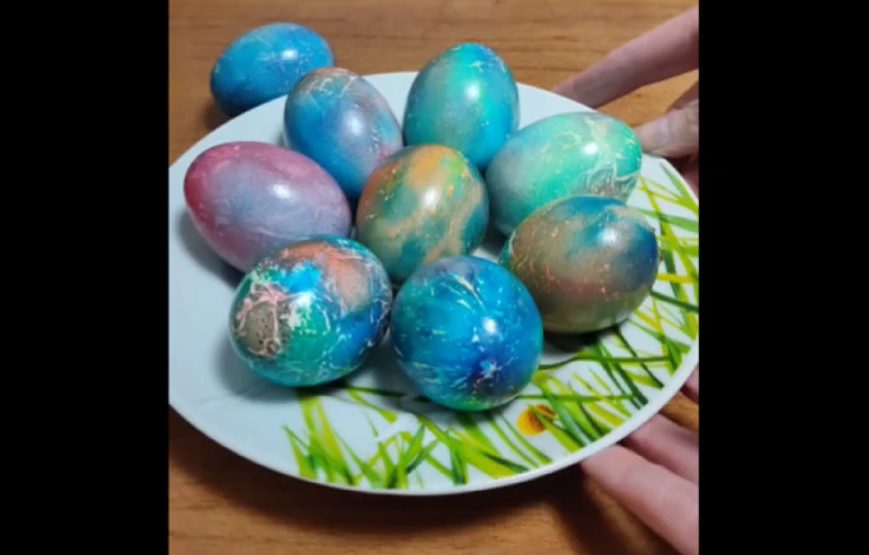 "Космические" крашенки на Светлую Пасху!