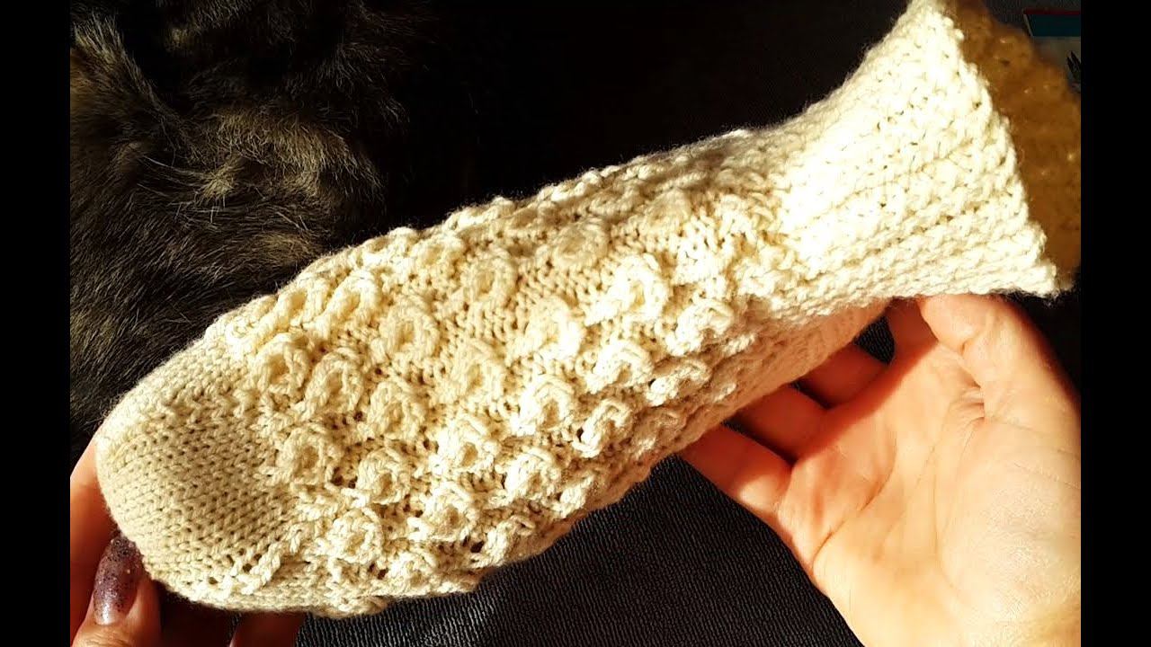 Нежные уютные теплые носочки спицами/узор-нить жемчуга