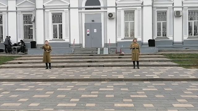 Песня из к_ф _Ночные ведьмы -  Дуэт "Октавия" (Валентина Старкова и Елена Коржавина).