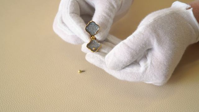 Мощевик Слава из молебного пения за воинов Арт.09.042
ЗАКРЫВАЕТСЯ НА ВИНТ! смотри видео