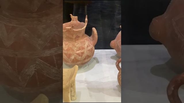 Археологический музей в стенах современного монастыря Св. Варнавы . Экспонаты