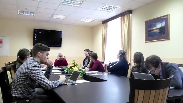 Зазнобин В М  2014 04 23   Краткая беседа с норвежской молодёжью в Петрозаводске