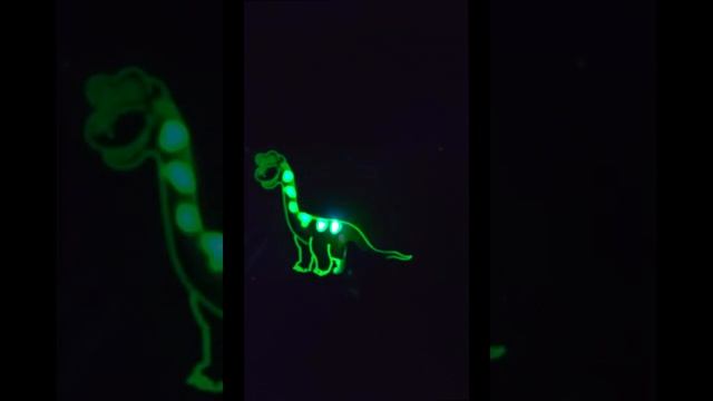 Рисуем динозавра на планшете "Рисуй светом"