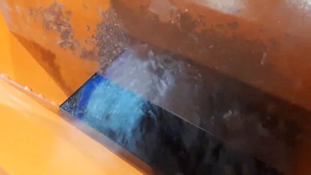 Дробилка измельчитель измельчение дробление пленки на МИ-700 сетка 20 мм.mp4